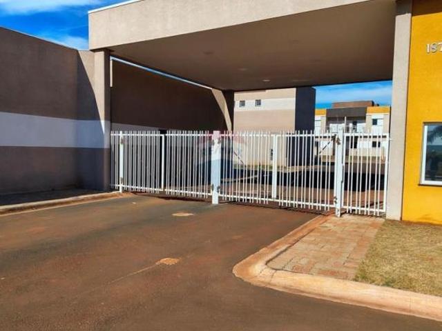 Vende Sobrado com 2 suites
