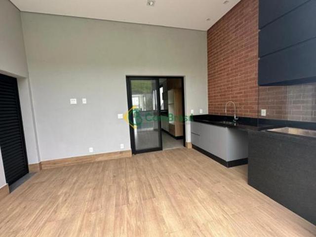 Vende Sobrado 3 suites Condominio Bella Citta Fazenda Mogi das Cruzes SP