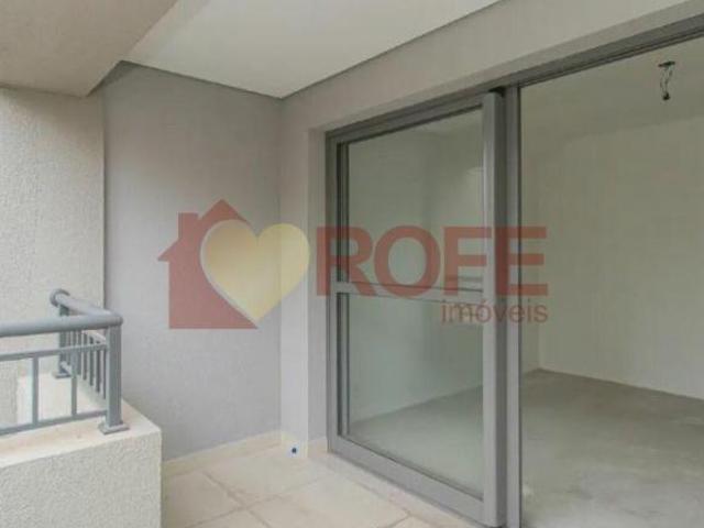 Vende studio 29m² em Moema sofisticado e com lazer premium