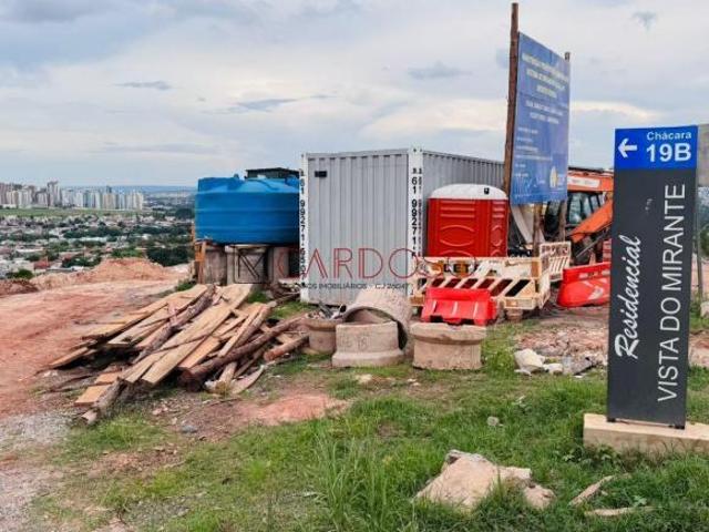 Vendo 4 Lotes no Arniqueiras, 250mts, Aceita carro R17