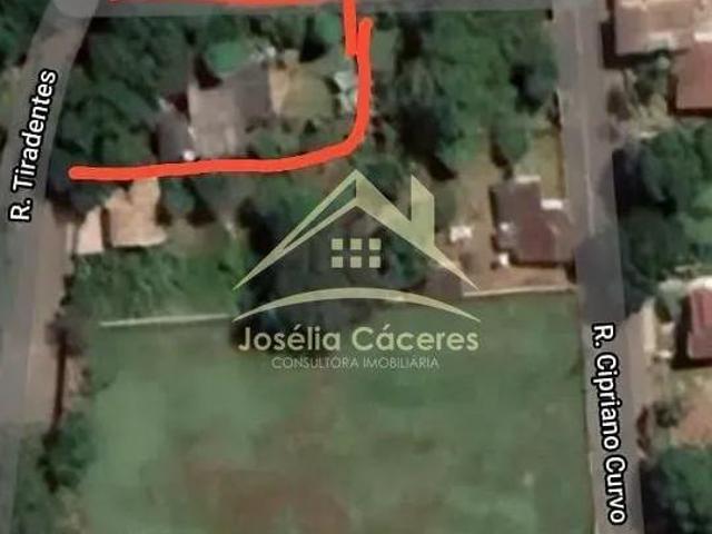 Vendo 2 casas no mesmo terreno, centro, 700 metros de área total, rua chamada Beco do Buracão Chapad