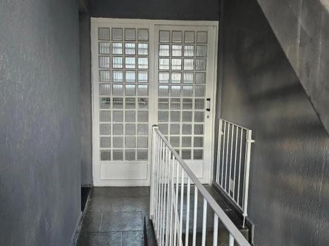 VENDO 2 CASAS GRANDES REFORMADAS E INDEPENDENTES