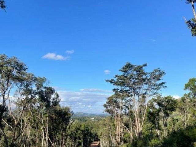 Vendo terreno na região próxima à rota turística de São Roque vinícolas e lazer