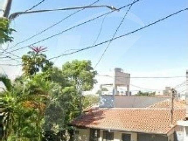 Vendo terreno com 407 m2, zoneamento ZEU, na Parada Inglesa