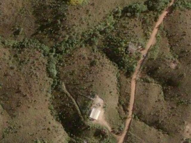 VENDO TERRENO COM CASA A 24KM DO DF EM ÁGUAS LINDAS DE GOIÁS ÓTIMO P/FAZER MINI CHÁCARAS. 981508787