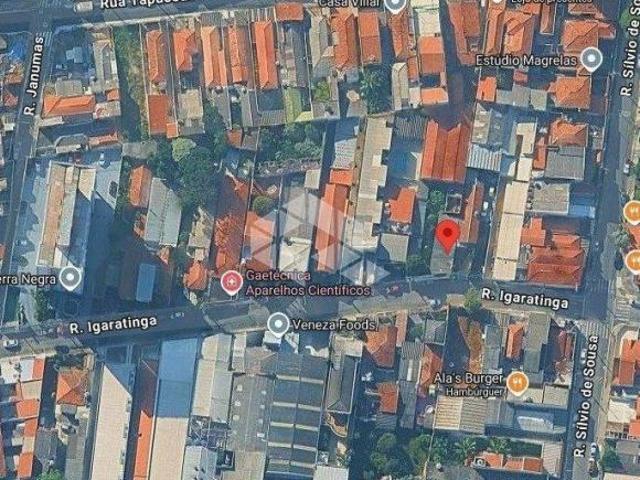 Vendo Terreno com Casa Antiga