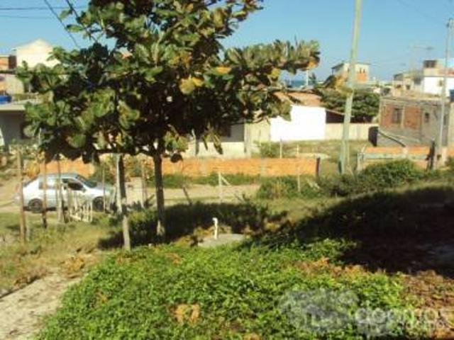 VENDO TERRENO COM PEQUENA CASA FRENTE PRAIA R$ 45.000,00
