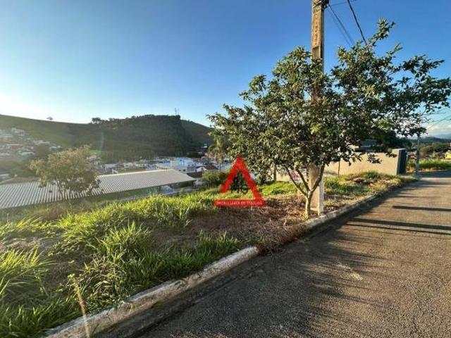 VENDO TERRENO DE 240 M² NO BAIRRO JARDIM PANORAMA EM PIRANGUINHO MG