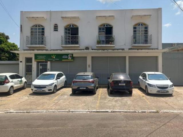 VENDO TERRENO DE 700m2 VAZADO COM GALPÕES NA QI 07EM TAGUATINGA SETOR INDUSTRIAL