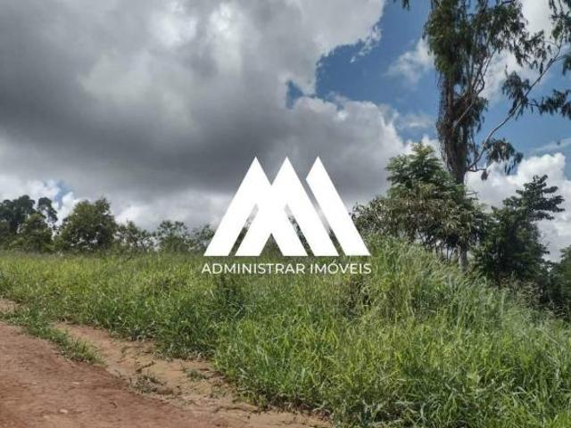 Vendo terreno em Itaúna de 4 mil metros localizado em área rural!