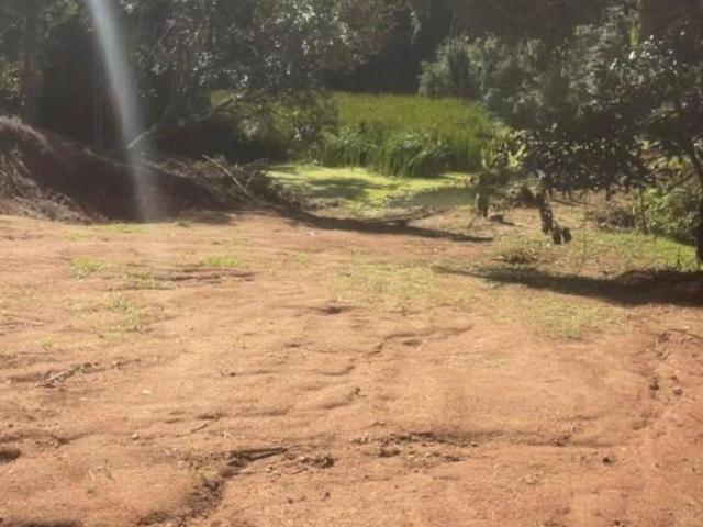 Vendo terreno em Ibiúna com 1000m²