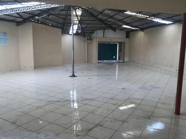 Vendo Terreno, galpão Butantã e 435 m² área construída 420 em Venda na Vila Gomes
