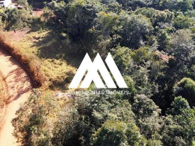 Vendo terreno rural de 6.000m² com água corrente e excelente localização!