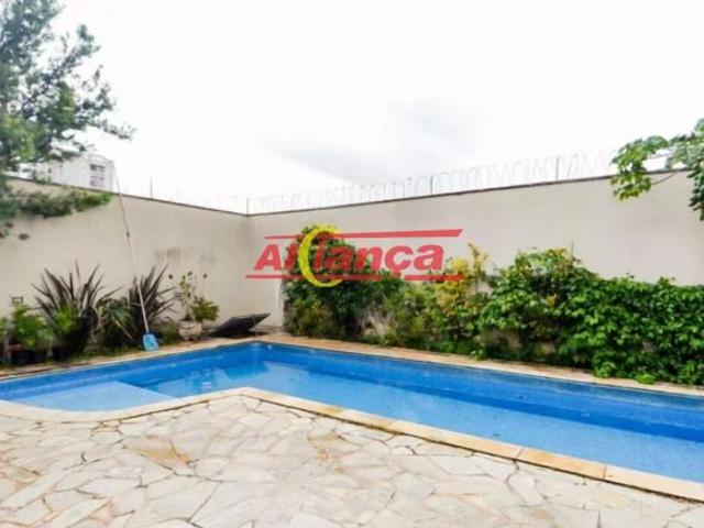 VENDO TERRENO 8X30 NO JARDIM MUNHOZ
