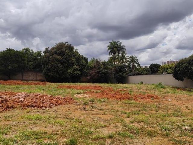 VENDO TERRENO/LOTE ESCRITRURADO NO PARK WEY Qd 05 COJ 04 DE 2500m2!
