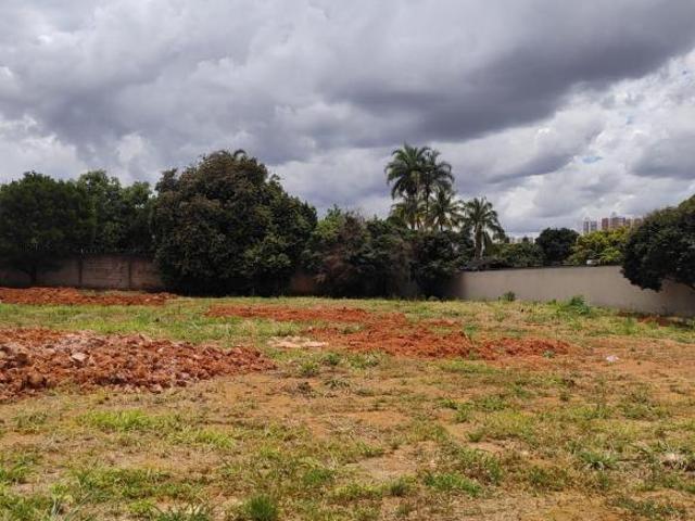 VENDO TERRENO/LOTE ESCRITRURADO NO PARK WEY Qd 05 COJ 04 DE 2500m2!