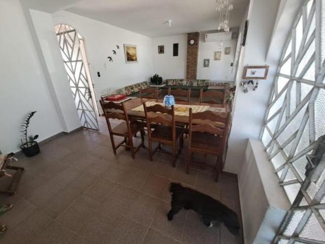 Vendo uma casa linda no Indaiá Caraguatatuba