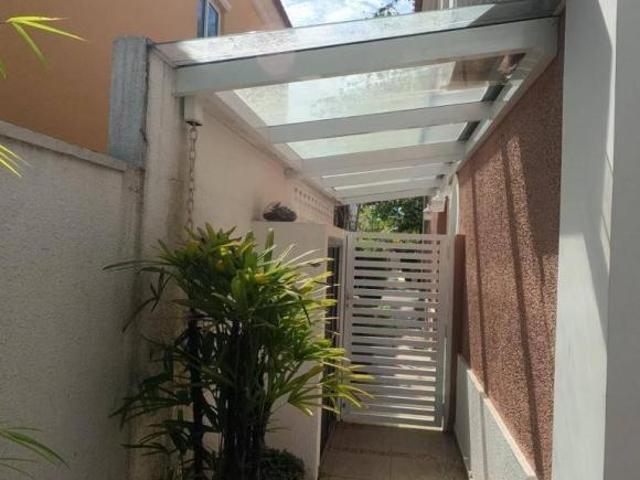 VENDO UMA BELÍSSIMA CASA DE 155m² NO TAMBORÉ 4 EM BARUERI