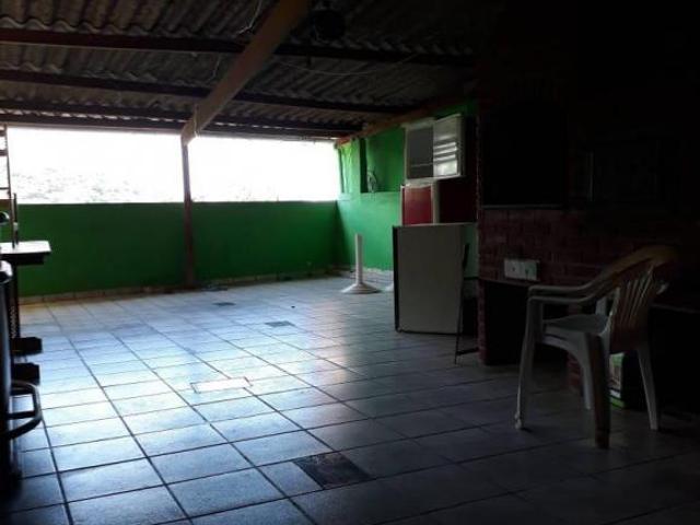 vendo uma linda casa no pq do lago