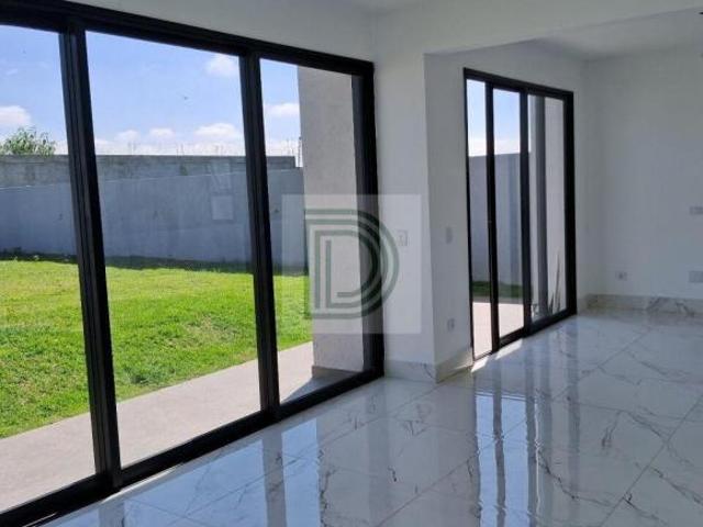 Vendo urgente Novissima 3 dormitoros em Condominio em Cotua