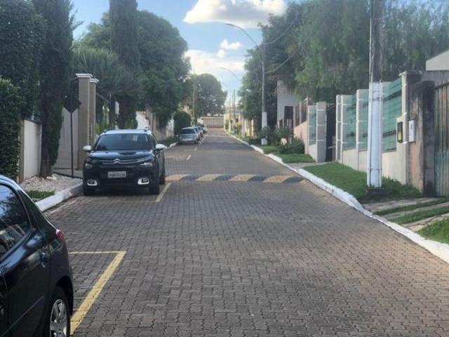 VENDO ÁGIO ÓTIMA CASA SHA 4QTS ARNIQUEIRAS CONDOMINIO ATIAIA