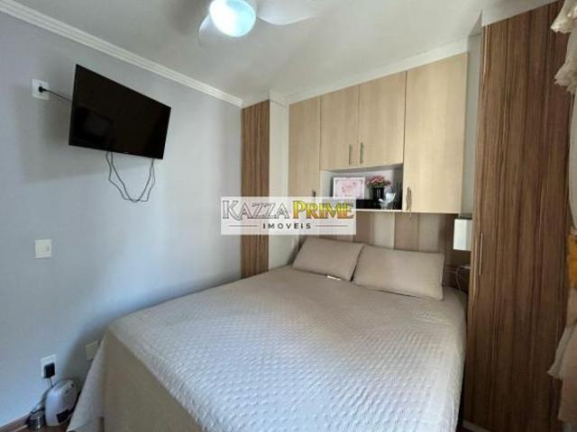 Vendo Apartamento 60m2 3 quartos, 1 banheiro, 1 vaga, sacada Frente ao Shopping Interlagos