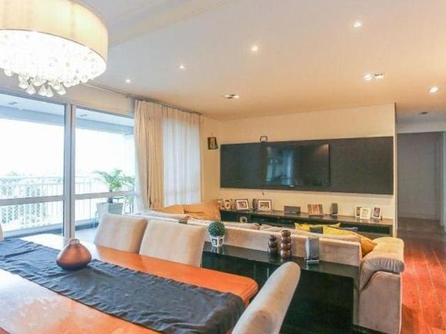 Vendo apartamento 134 m2 4 Dormts 1 suíte Cond Espaço Raposo