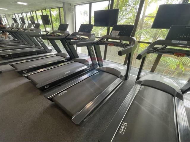 Vendo Apartamento 208m² 4 quartos 4 vagas no Reserva de Apipucos