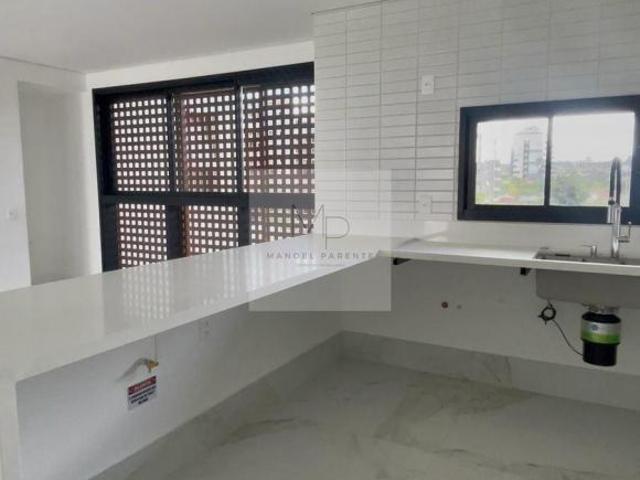 VENDO APARTAMENTO COM 04 SUÍTES NO NOROESTE VENHA CONFERIR !