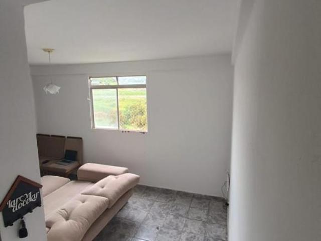 Vendo apartamento com 2 dormitórios no Condomínio Ceará na Vila União em Campinas