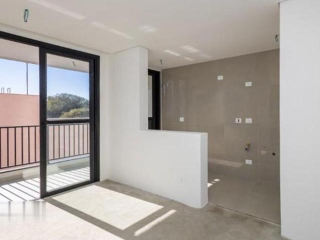 Vendo Apartamento com 2 quartos e 55 m² à venda em Água Verde