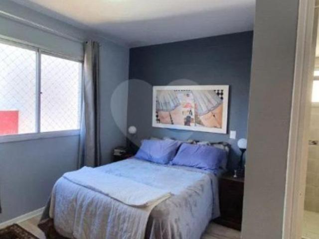 Vendo Apartamento com 88 m² e 3 quartos à venda em Água Verde