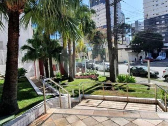 Vendo Apartamento com 88 m² e 3 quartos à venda em Água Verde