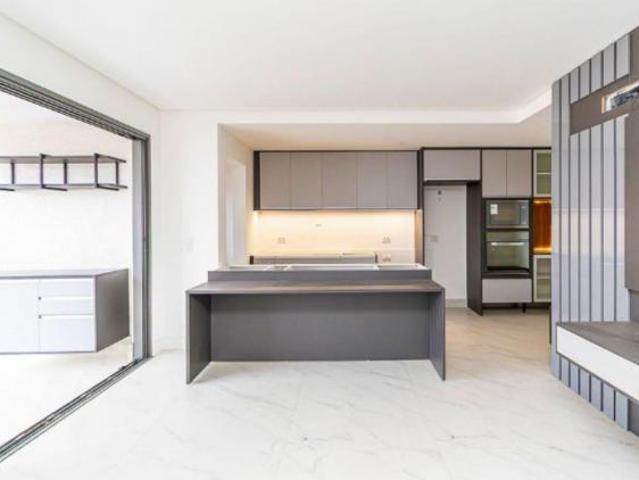 Vendo Apartamento com 91 m² e 2 quartos à venda em Água Verde