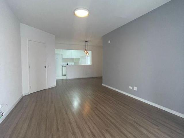 Vendo Apartamento com Dependência de Empregada GRUPO 15