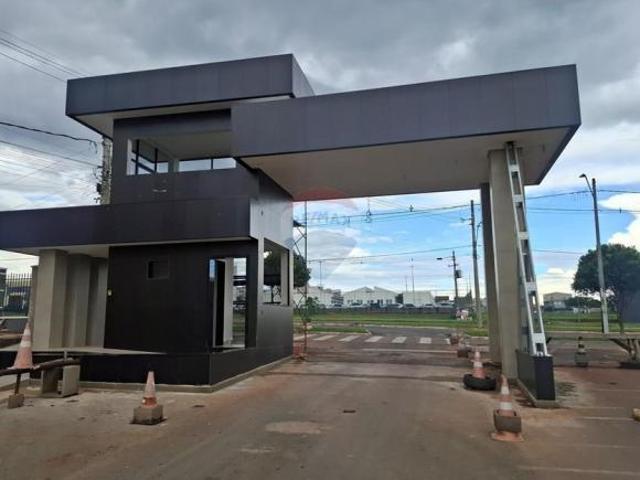 VENDO APARTAMENTO COM OTIMA LOCALIZAÇÃO NO PARANOA PARQUE ACEITA FINANCIAMENTO