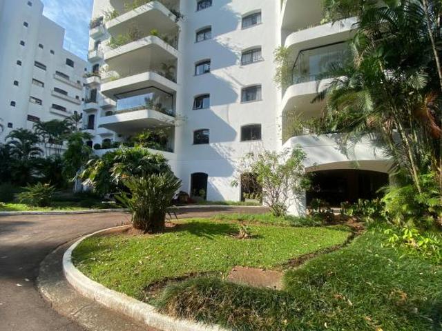 Vendo apartamento condomínio Portal São Francisco