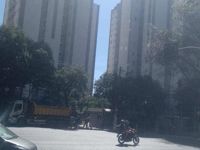 Vendo apartamento de 64 m 2 3 dormitórios Pq. Continental Osasco
