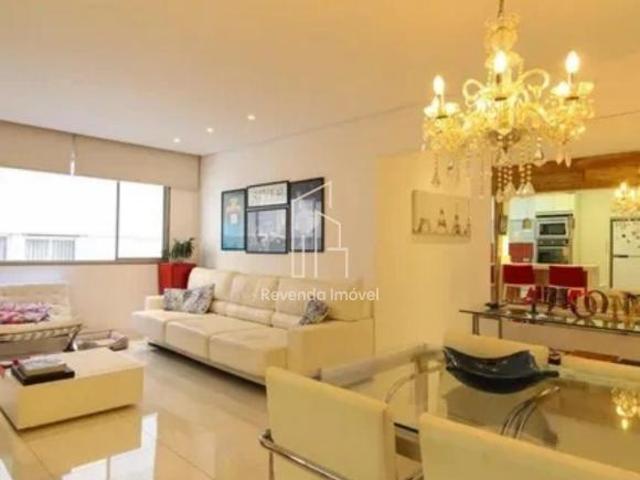 Vendo Apartamento de 3 Quartos no Itaim Bibi, São Paulo: Conforto, Praticidade e Localização Privile