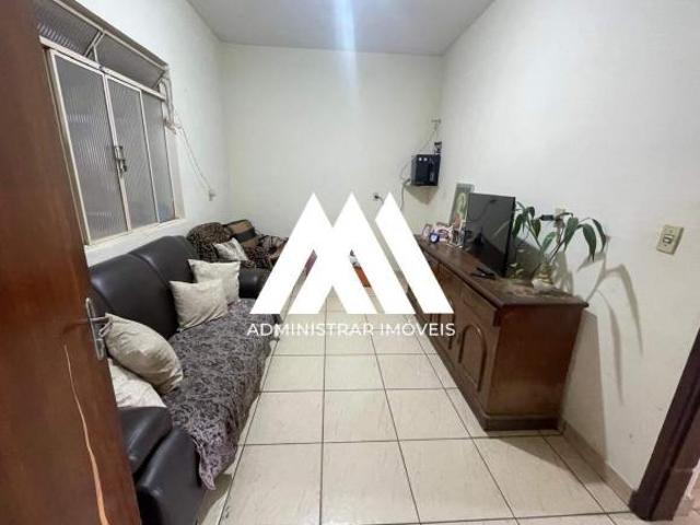 Vendo apartamento em Itaúna com excelente localização!