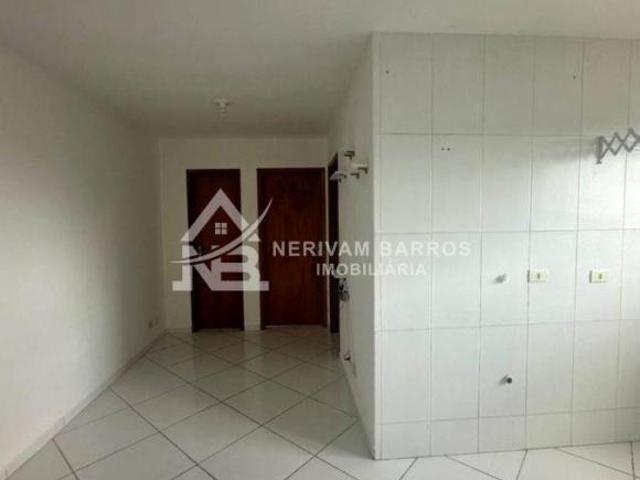 Vendo apartamento em Pinhais com 2 quartos