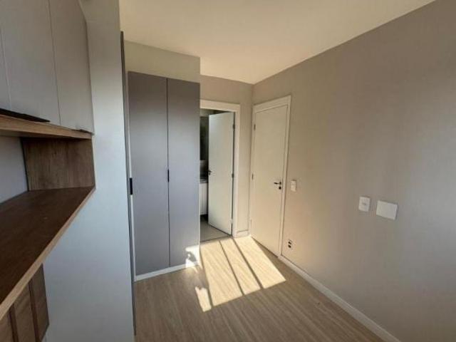 Vendo apartamento ensolarado ao lado do metrô Butantã! 29 m2