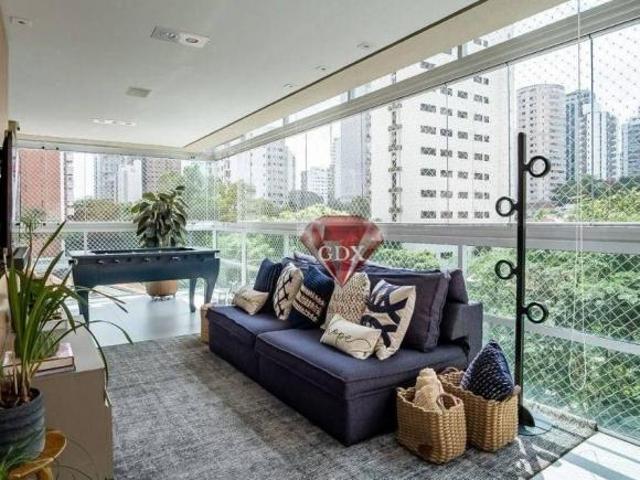 Vendo apartamento Moema 4 dormitórios com marcenaria planeja e ar condicionado