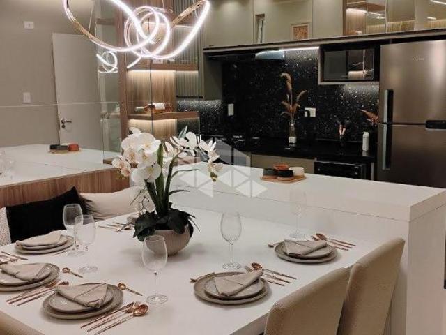 Vendo Apartamento na Vila Maria com 3 dormitórios e 2 vagas de garagem