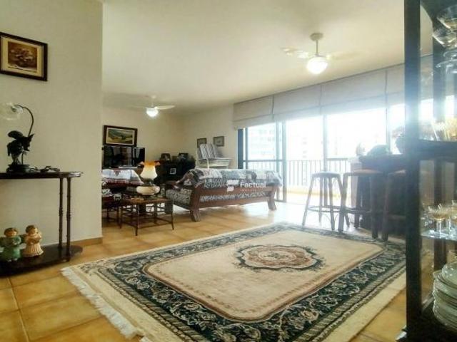 Apartamento com 3 dormitórios à venda, 148 m² por R$ 750.000,00 Pitangueiras Guarujá/SP