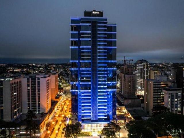 Vendo Apartamento no Água Verde com 3 Suítes