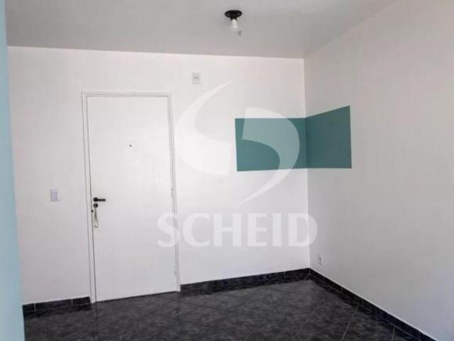 Vendo apartamento no Campo Grande, 49m², 2 dormitórios, 1 vaga, impecável, pronto para morar.