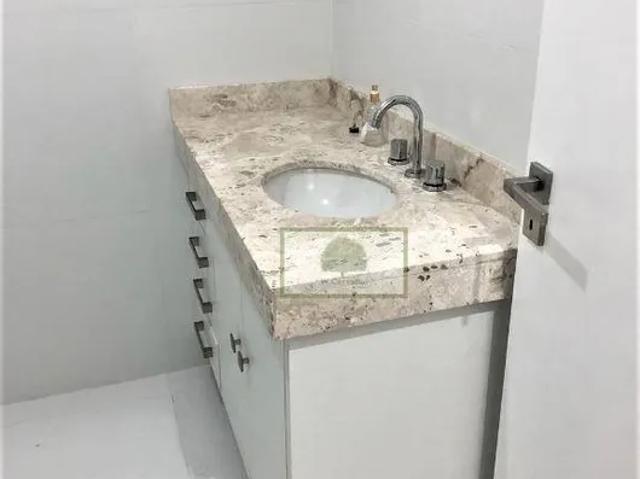 Vendo apartamento no canal 04 clássico Andar alto & Vista livre para o mar