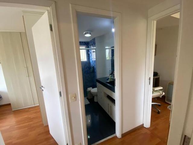 Vendo apartamento no Condomínio Espaço Raposo