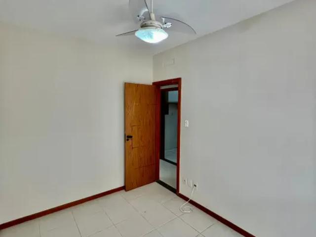Vendo apartamento no francisco filgueiras pituba 2/4 suíte 82 m andar baixo 1 vaga oportunidade
